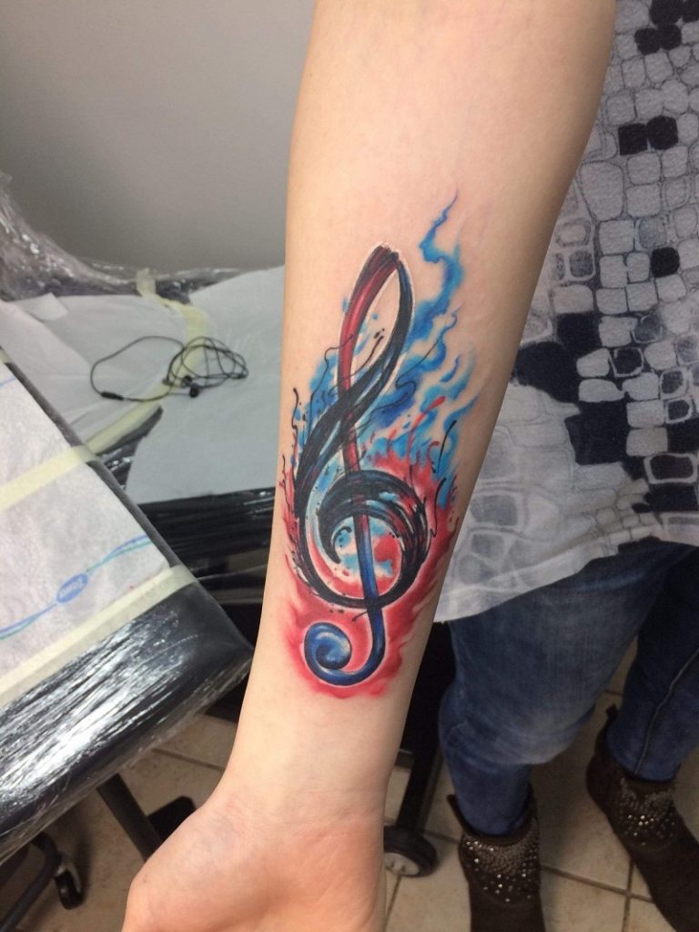 Treble clef tattoo - ideas that express love for music - Creative Jasmin