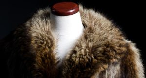 How To Stop Fake Fur From Shedding - Creative Jasmin